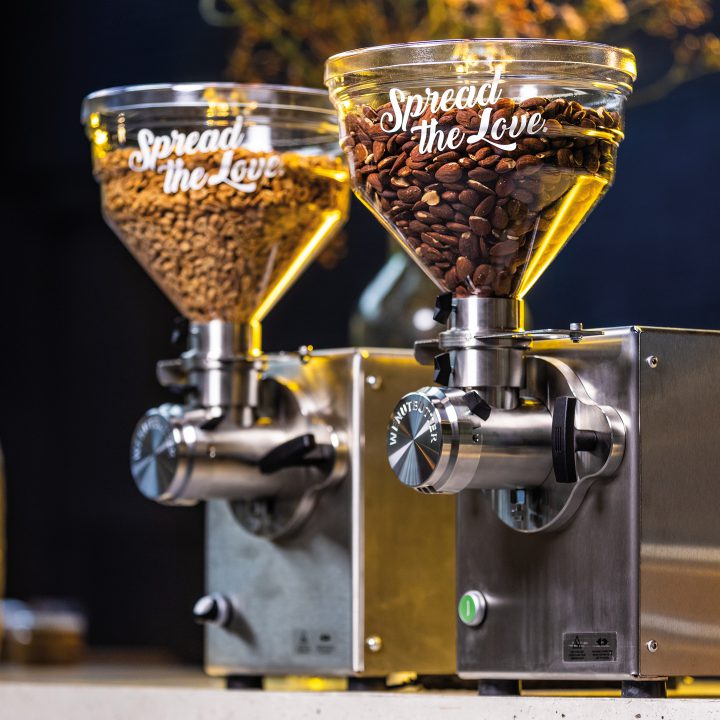 WEnutbutter | Nut butter mill | Worldwide shipping